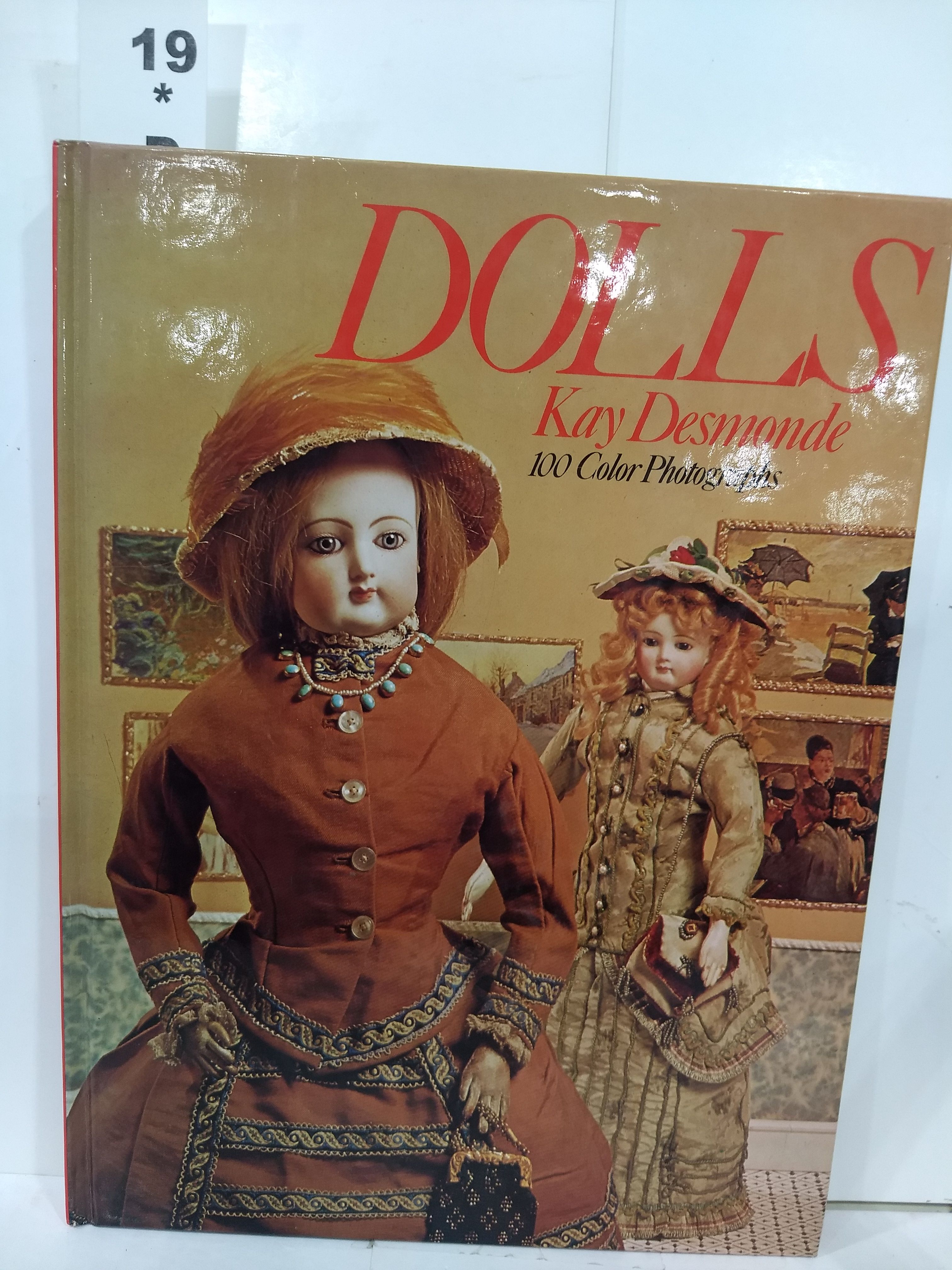 Dolls: 100 Color Photographs