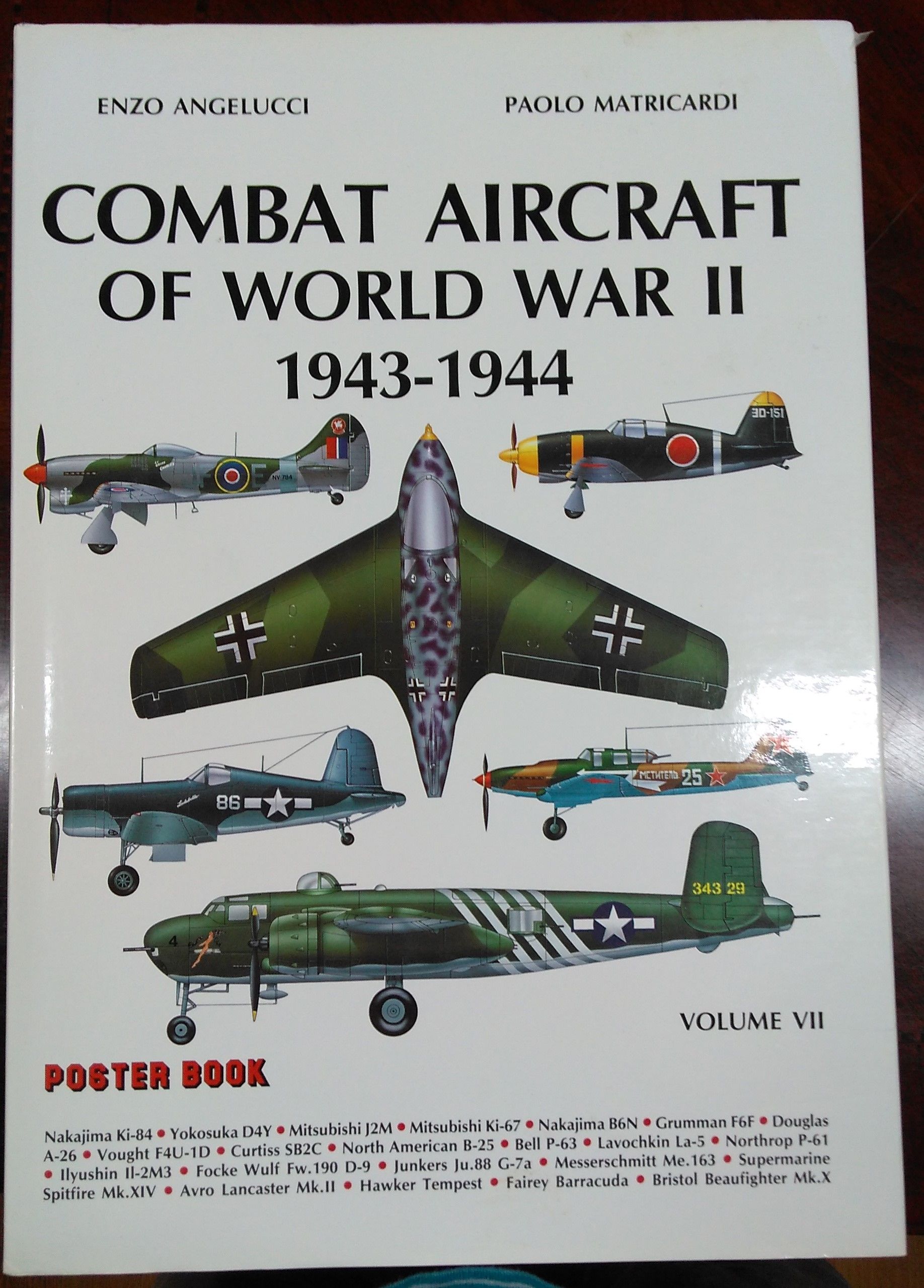 Combat Aircrafts Of WWII 1941-1942 (World Combat Aircraft Poster Book ...