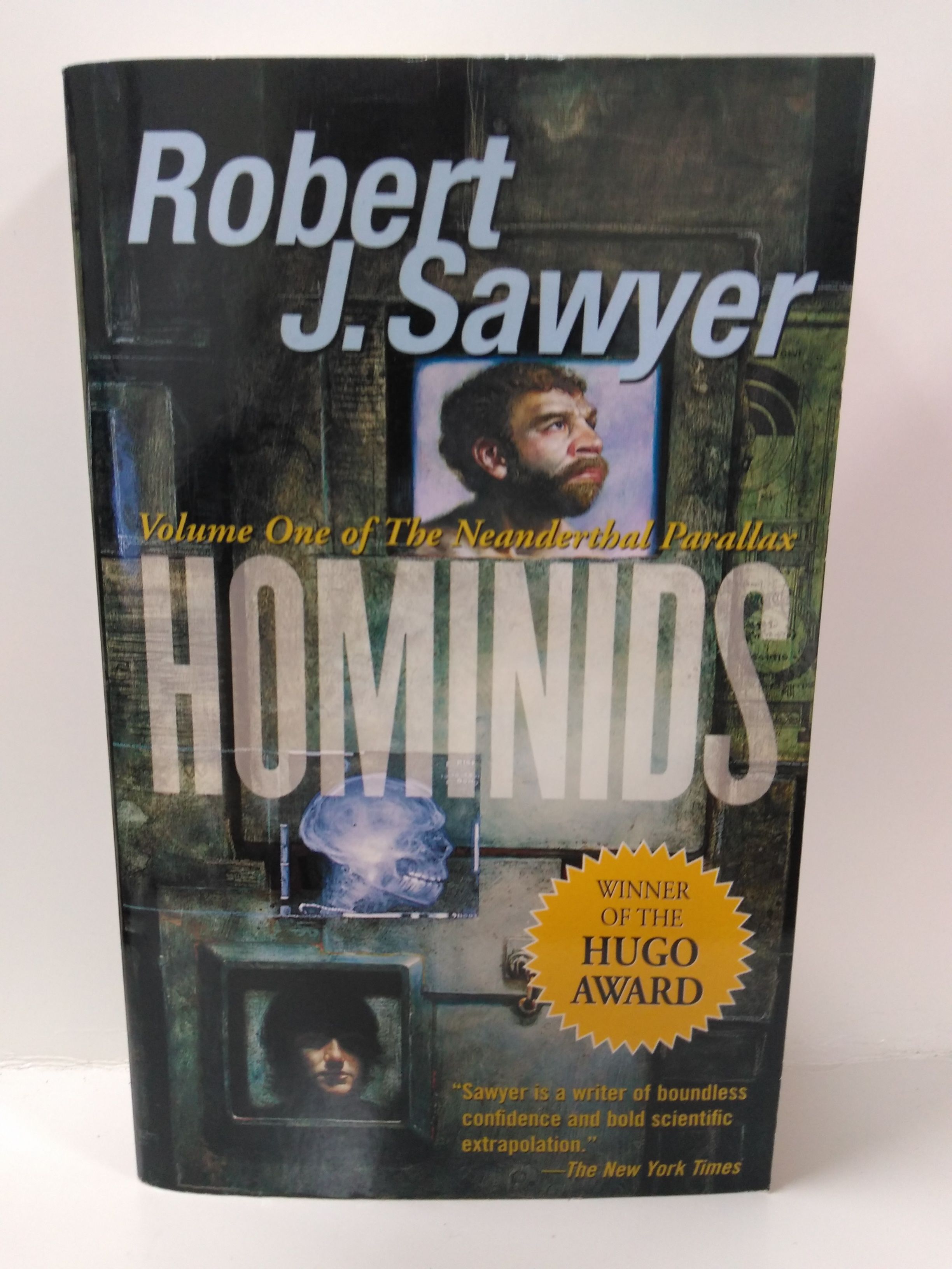 Hominids: Volume One of The Neanderthal Parallax